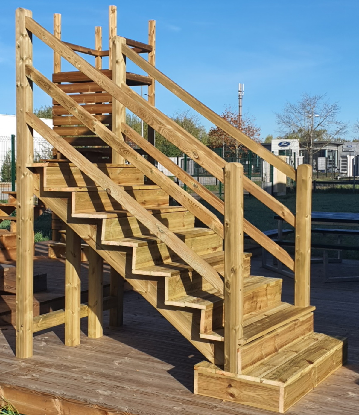 Exterior Wood Handrails Exterior Stairs | Why Build With GoliathTech